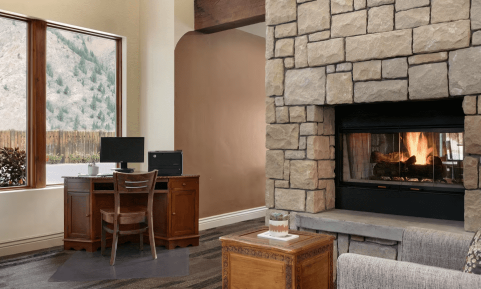 About Us - Mountain Valley Lodge